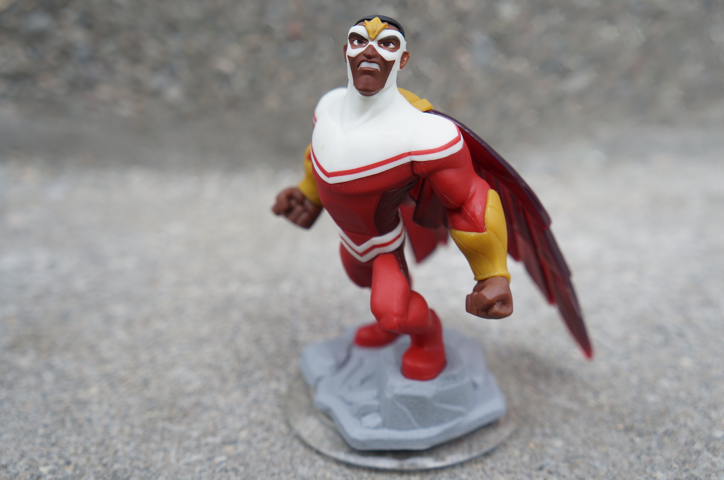 Disney Infinity 2.0: Falcon and Loki Impressions - Comic Vine