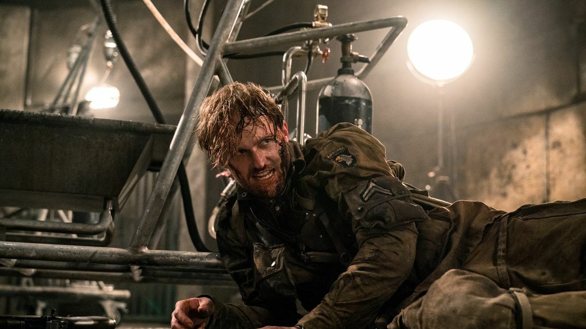 Captain John Walker vs Corporal Lewis Ford - Battles - Comic Vine